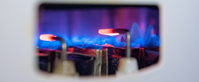 Decarbonising heating: flying by the heat of our pants?